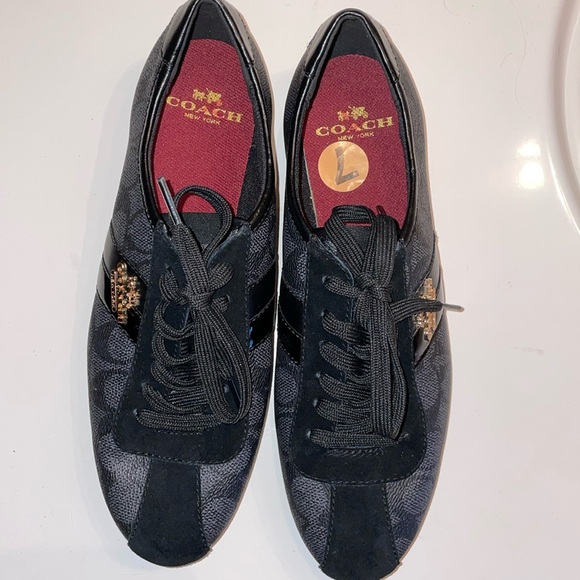 Coach | Shoes | Coach Ivy Logo Pebbled Sneakers Size 7 | Poshmark